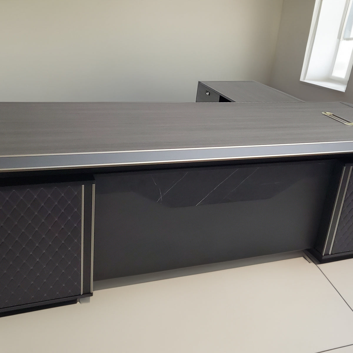 Large Modern Executive Office Desk with Bevelled Design - Corner Desig ...