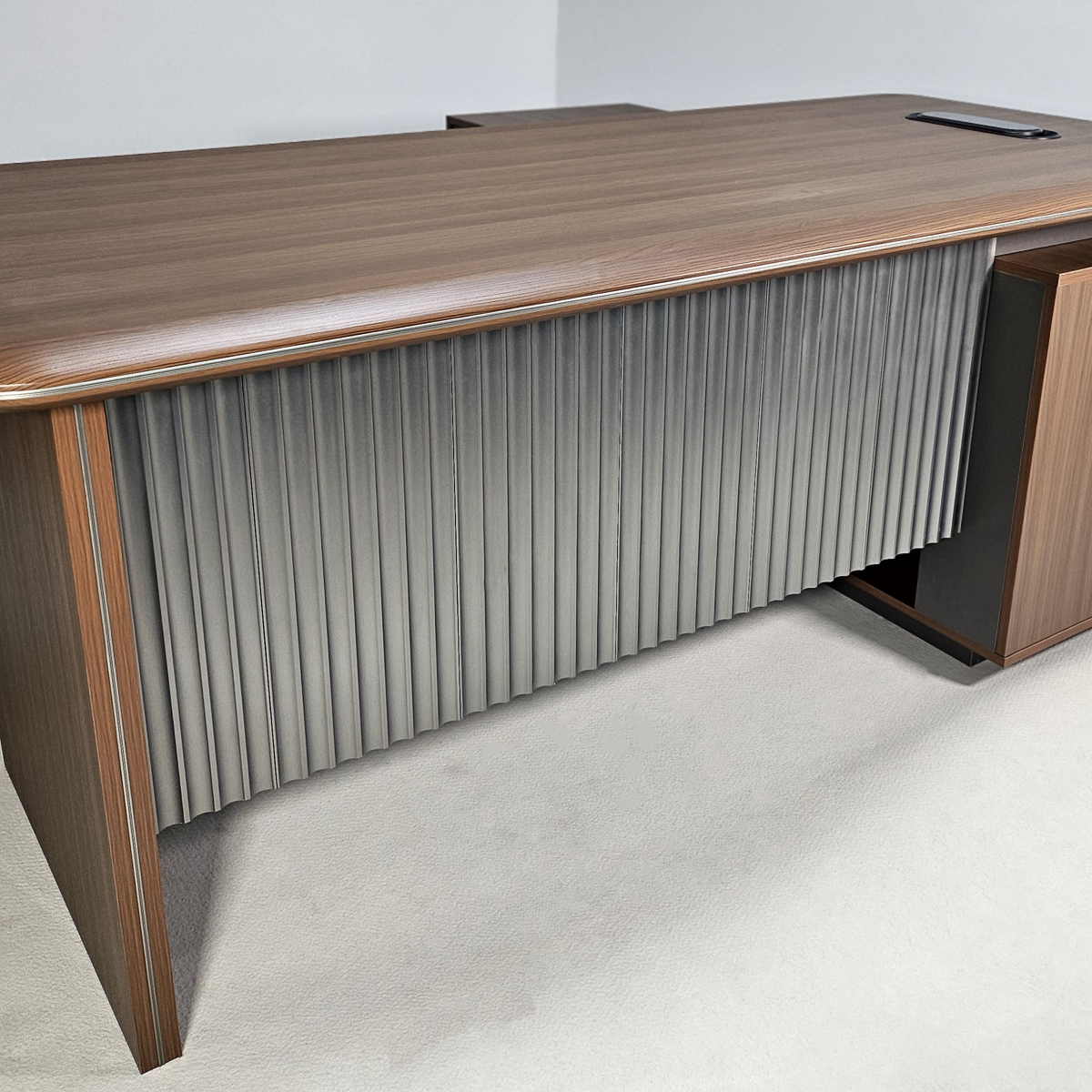 Premium Executive Corner Office Desk in American Walnut Melamine - Des ...
